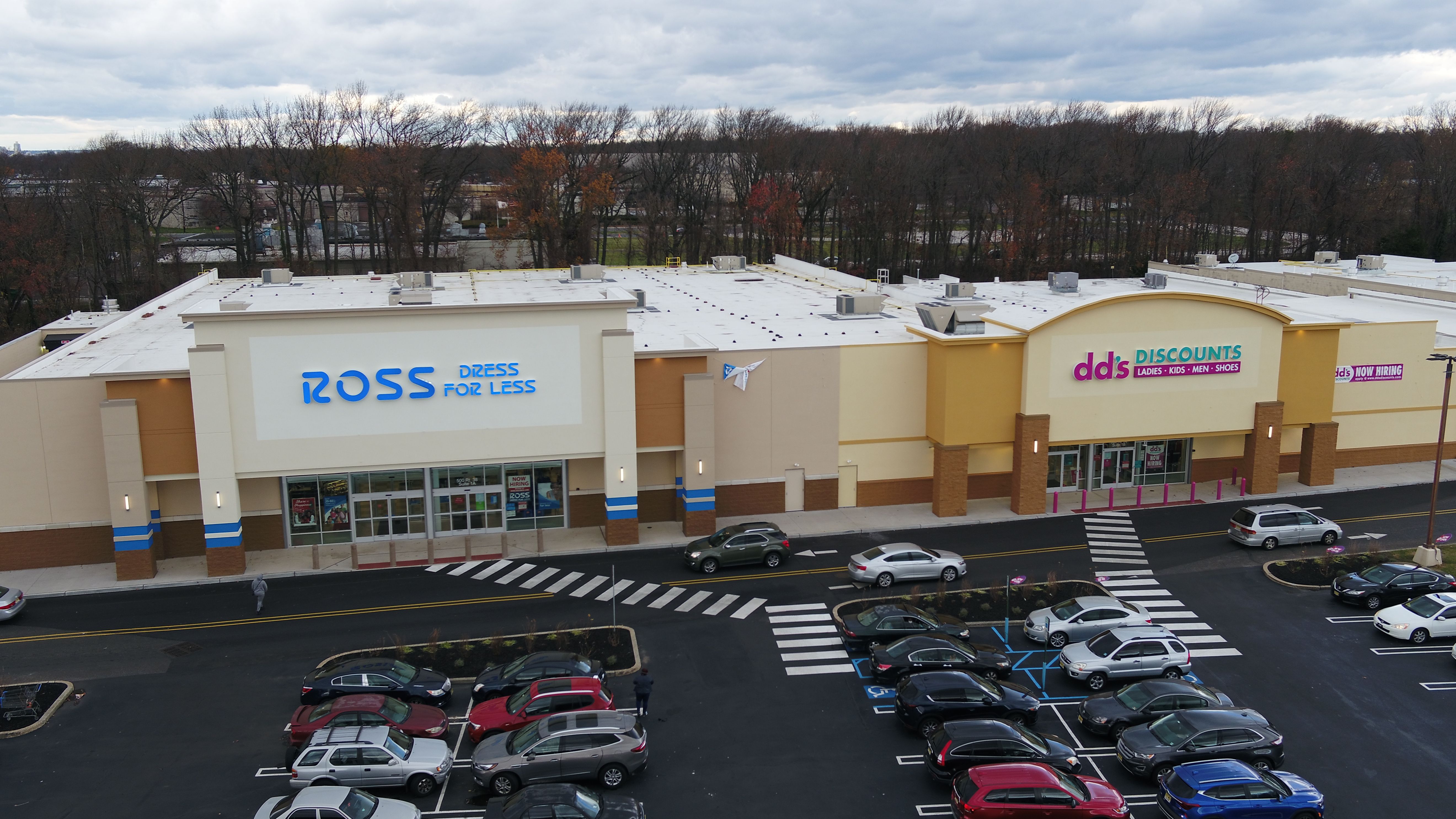 Cherry Hill Commons - Paramount Realty