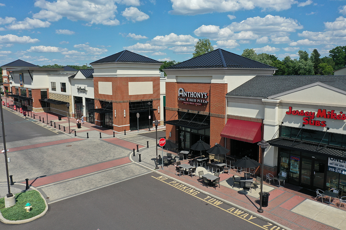 Centre Square Commons - Paramount Realty