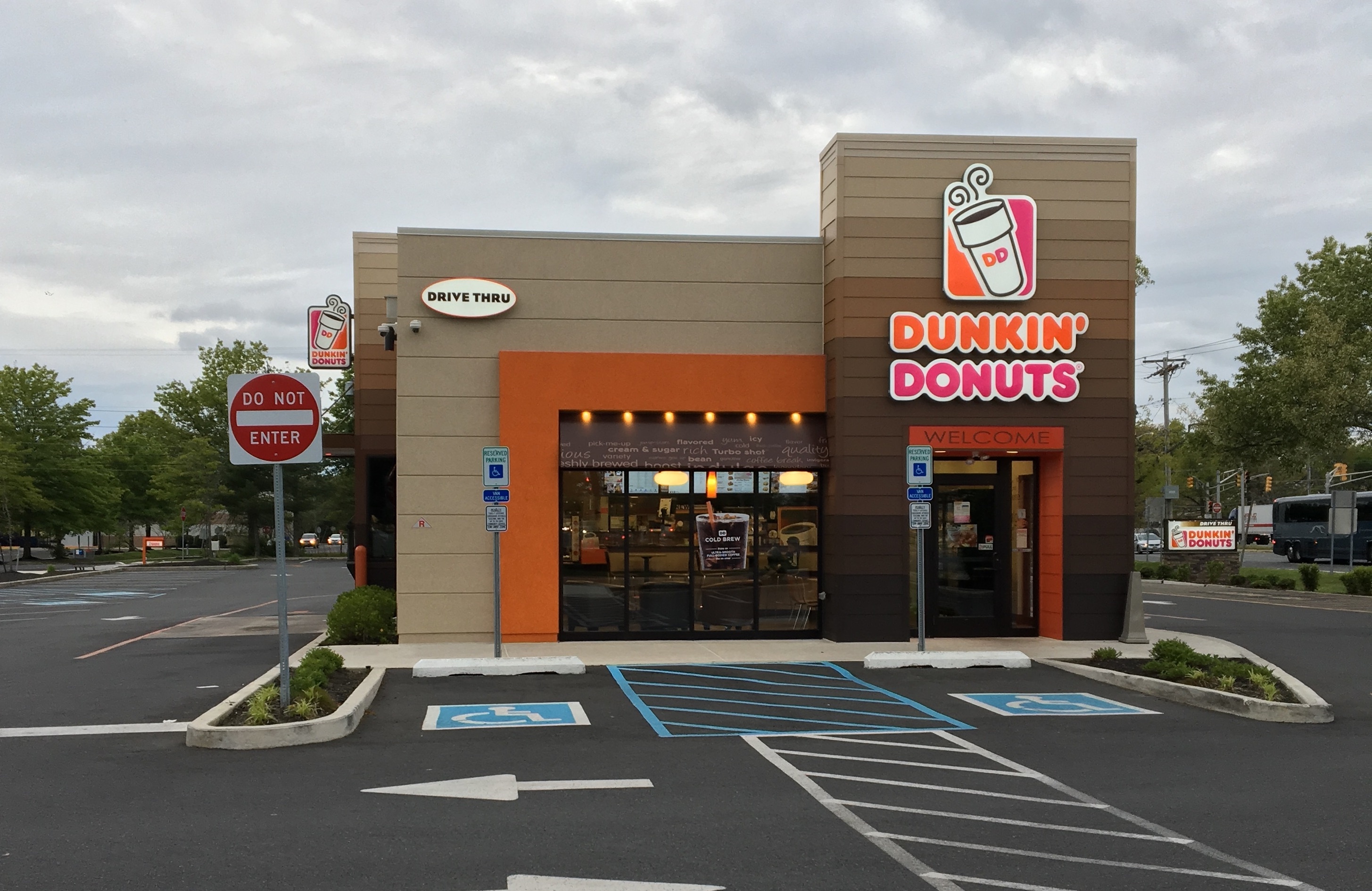 Dunkin Donuts - Paramount Realty